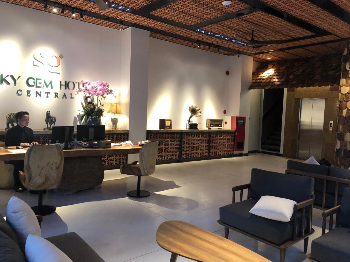 Hotel Sky Gem Central Ho Chi Minh City - new 2023 prices, reviews, book now Hotel Sky Gem Central Ho Chi Minh City - new 2023 prices, reviews, book now